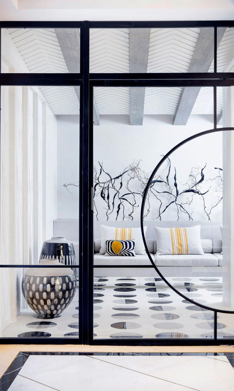 Puertas de suelo a techo: el detalle arquitectónico que multiplica el ...