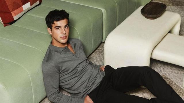 El actor Óscar Casas se une a Stay by Kronos como embajador de marca