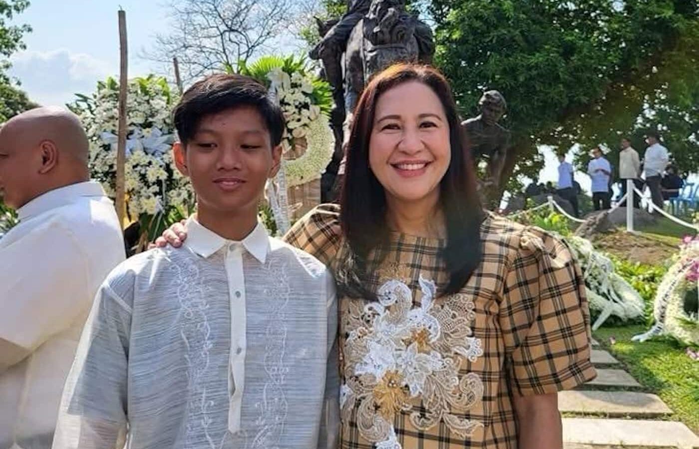 QC public schools promote sustainability in graduation ceremonies