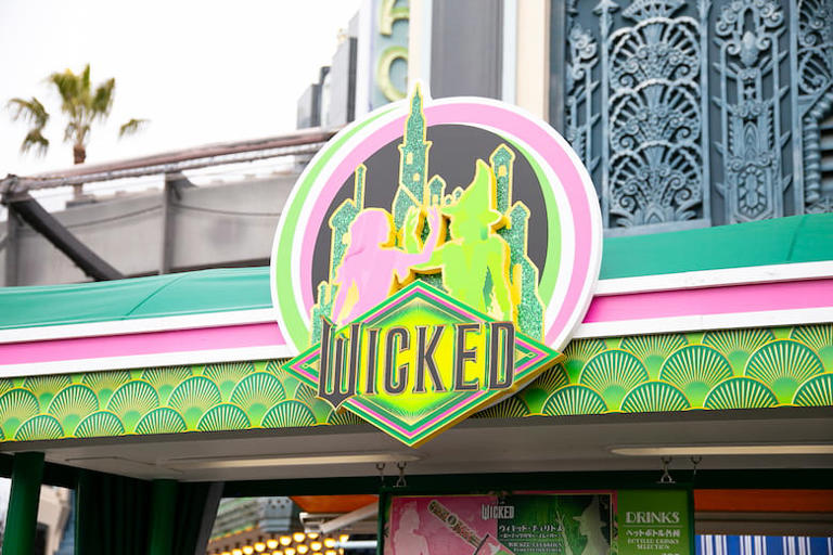 【USJ】14年ぶりに魔女が帰ってきたで〜！今だけの「ウィキッド」を体験