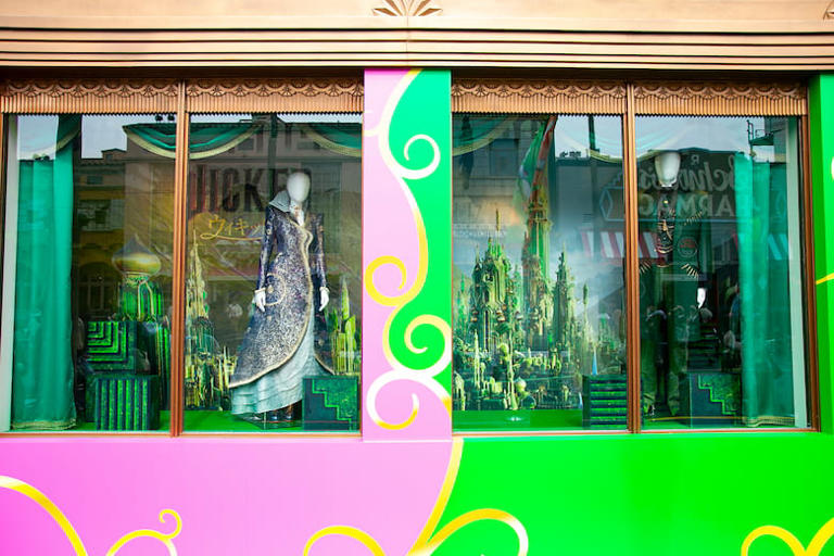 【USJ】14年ぶりに魔女が帰ってきたで〜！今だけの「ウィキッド」を体験