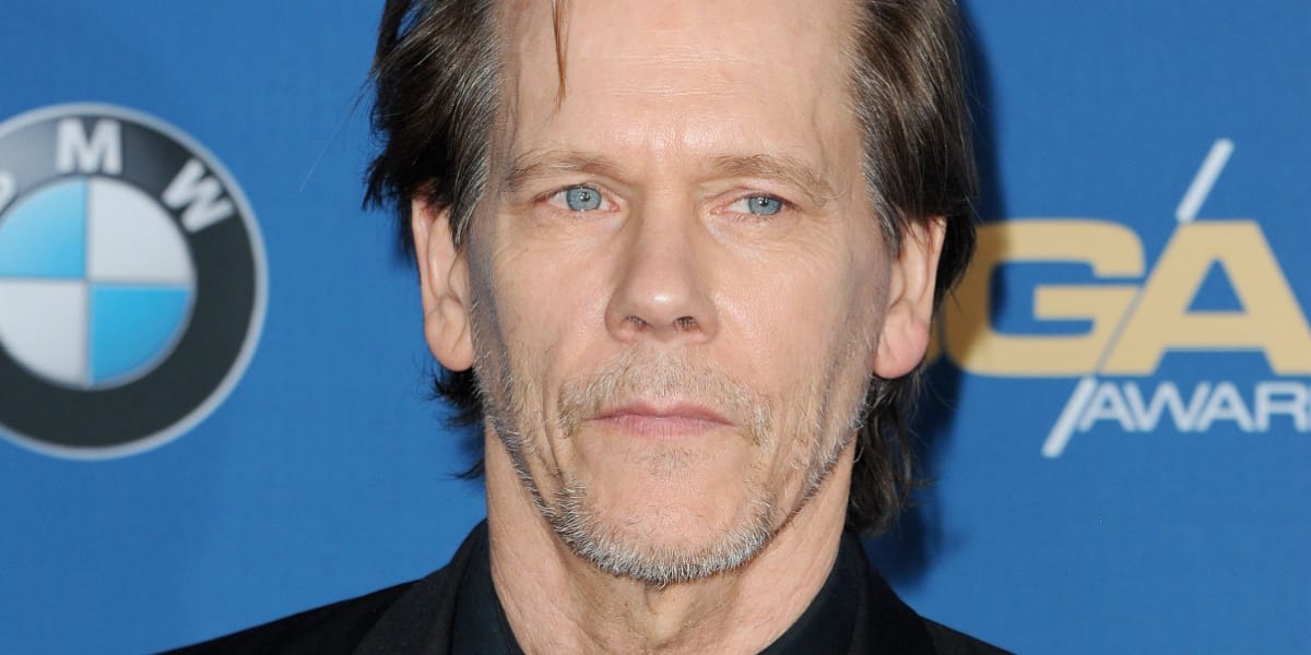 Kevin Bacons filmoptagelse blev til krimiscene: “Der flød et lig forbi”