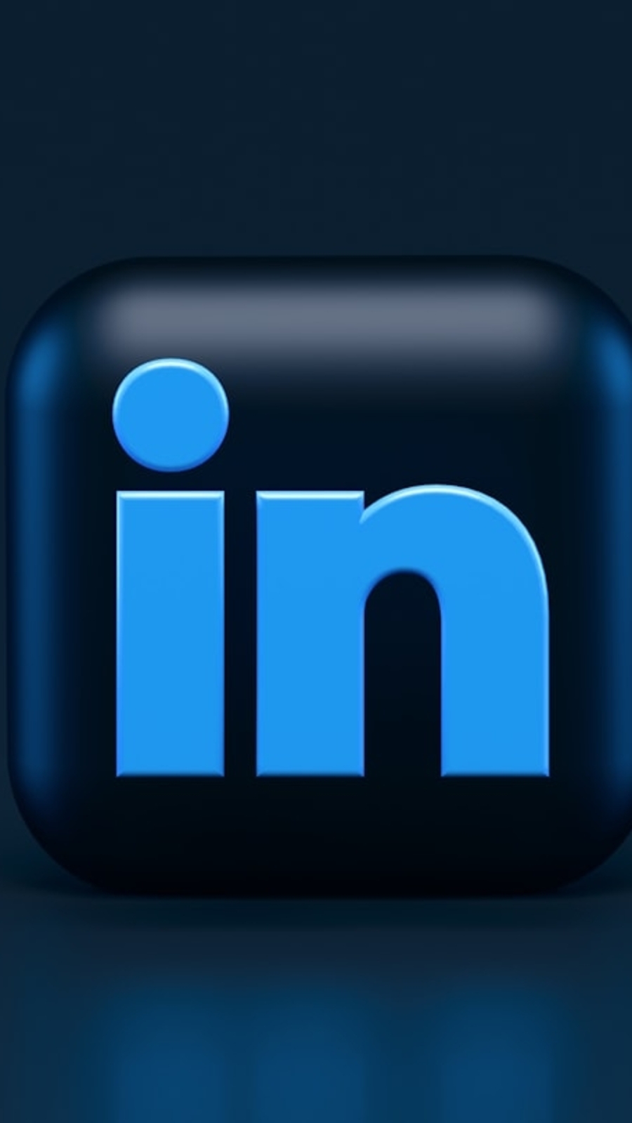 LinkedIn shares 6 technical skills required to excel in banking sector