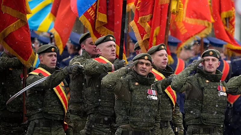 Robert Fico sfida l’Ue: “Il 9 maggio sarò a Mosca, nessuno può ...