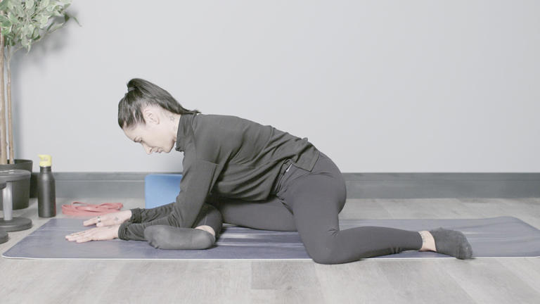 This yoga stretch is considered the 'gold standard' for hip mobility ...