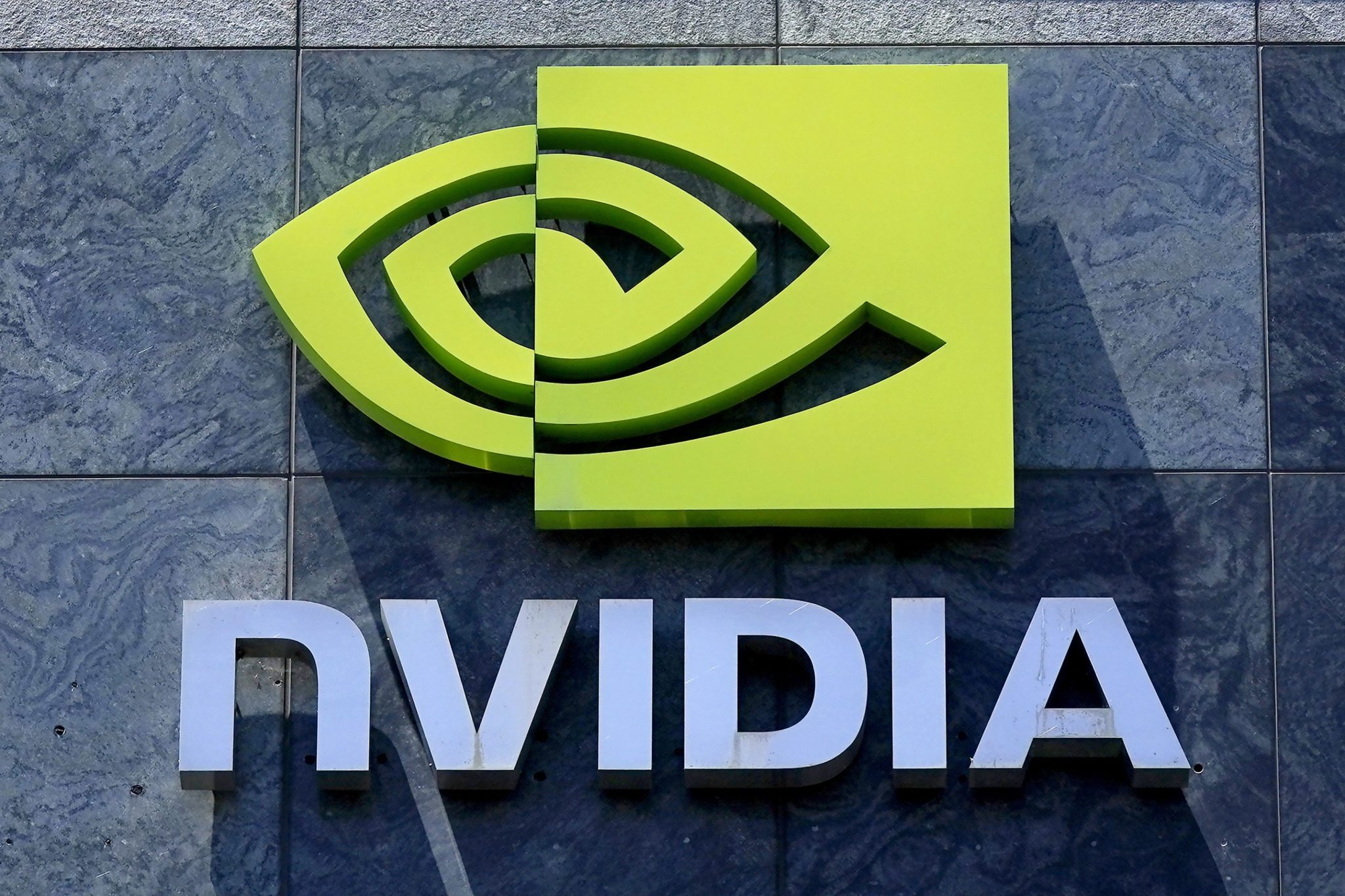 Global stocks decline as U.S. imposes ban on Nvidia exports to China