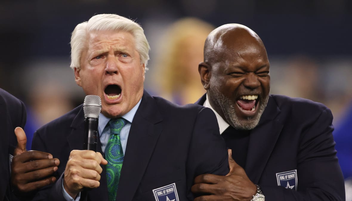 Dallas Cowboys Legend Emmitt Smith Nukes Team For Lack of Super Bowl ...