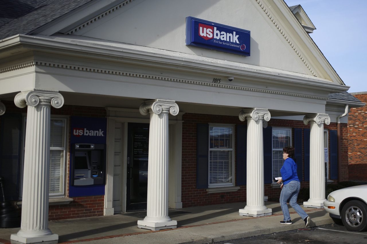 U.S. Bancorp Profit Climbs with Higher Fees, Lower Costs