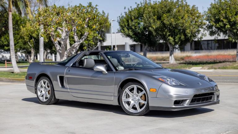 This 9k-Mile Supercharged 2002 Acura NSX-T Just Sold for $370,000