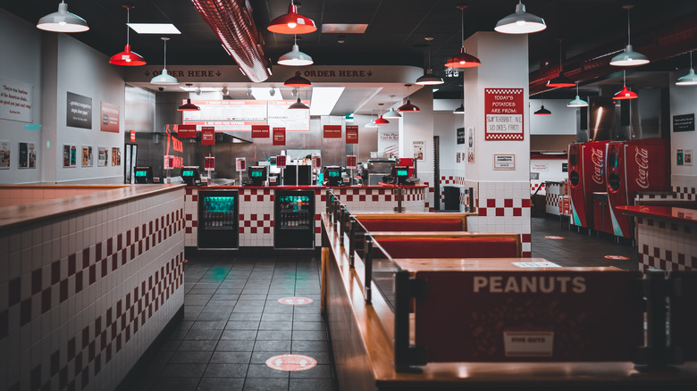 Forget The Classic Burger – Five Guys' Melty Secret Menu Item Will ...