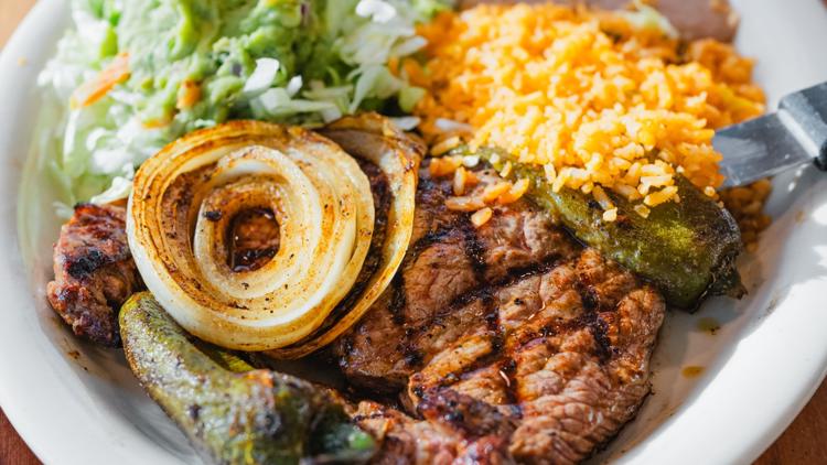 Los Dos Potrillos opens new Colorado location