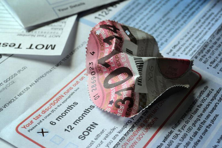 Irish drivers in for major change as motor tax disks to be abolished