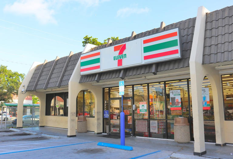 Wawa, 7-Eleven, and Kwik Trip Are Opening 1000s of New Stores—Here's ...