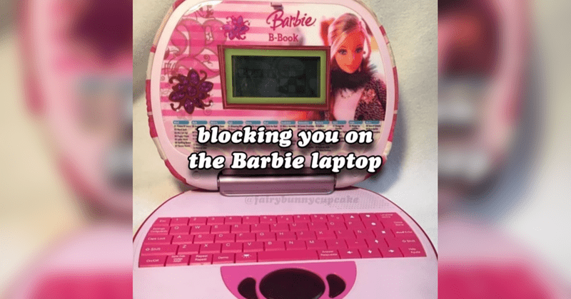 30 Memes That Make a Splash