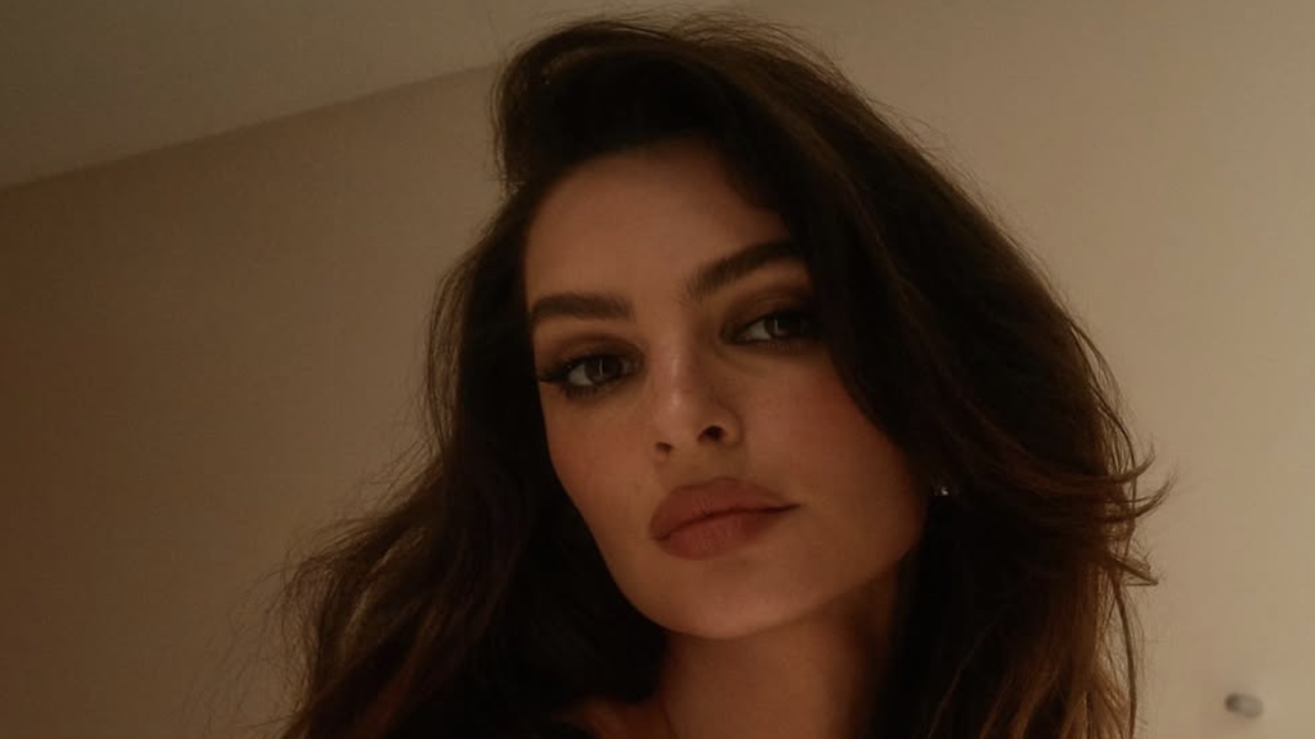 Emily Ratajkowski criticizes Katy Perry's space trip