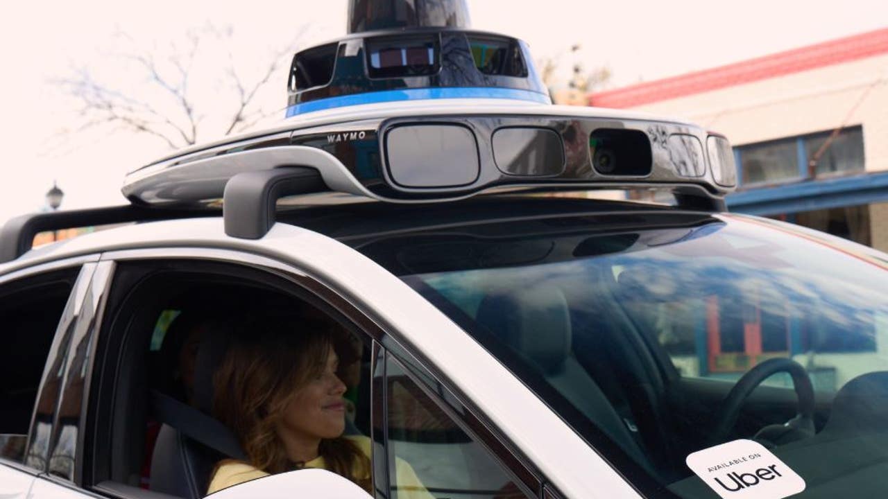 Uber launches early access to driverless Waymo in Atlanta