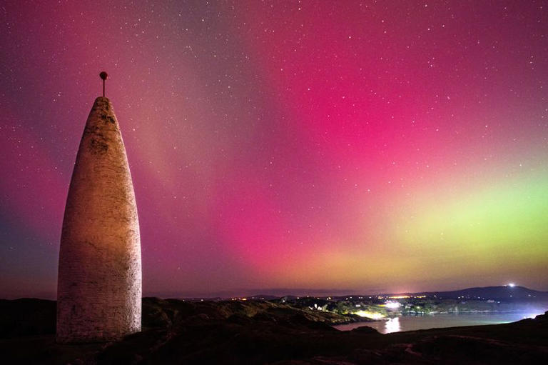 Northern Lights tracker shows where and when to see the Aurora over ...