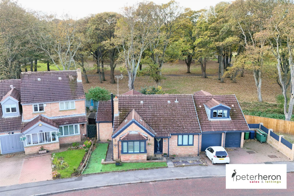 I love it! Stunning 4 bed detached Seaburn family bungalow with loads ...