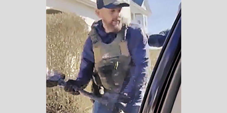 Mass. woman speaks out after video shows ICE agents smashing car window ...