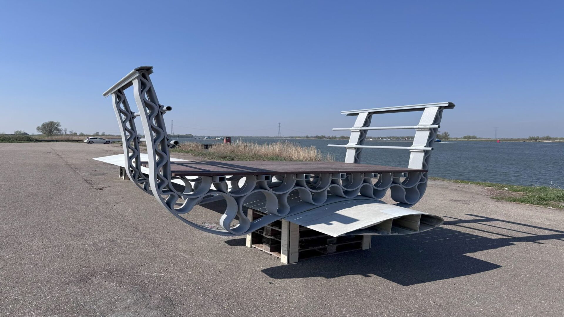 Dead wind turbine blade resurrected as bridge by Dutch engineers with ...