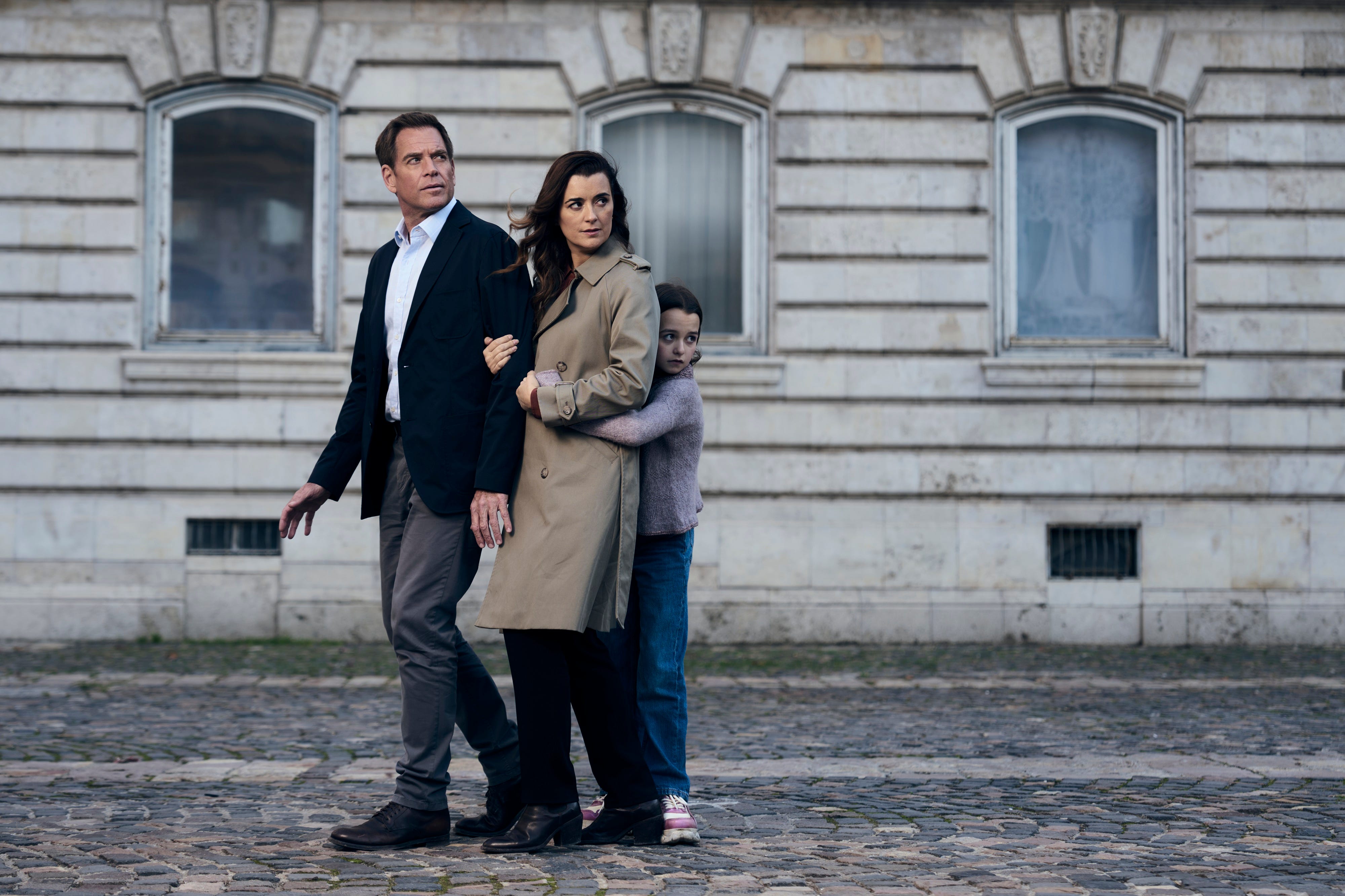 Shirtless Michael Weatherly reveals 'NCIS: Tony & Ziva' premiere date