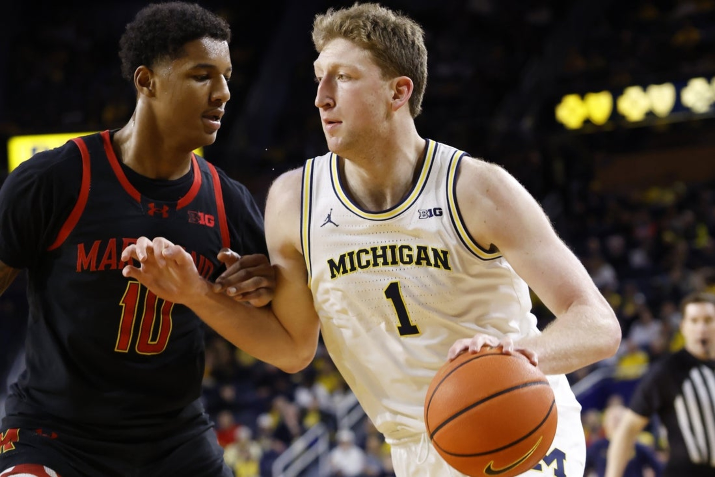 Michigan 7-footer Danny Wolf declares for NBA draft