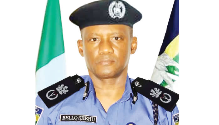 Police nab car thieves, reject N1m bribe