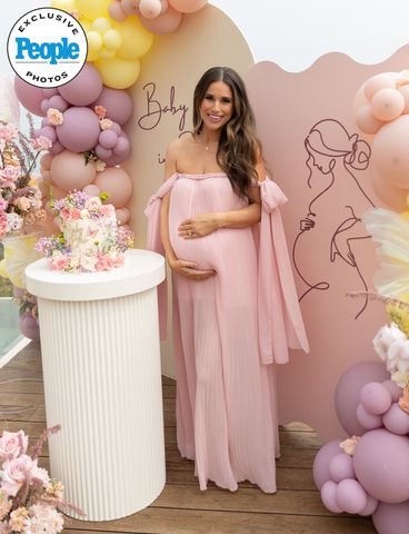 “The Valley”'s Nia Sanchez and Daniel Booko Celebrate Baby Sprinkle ...