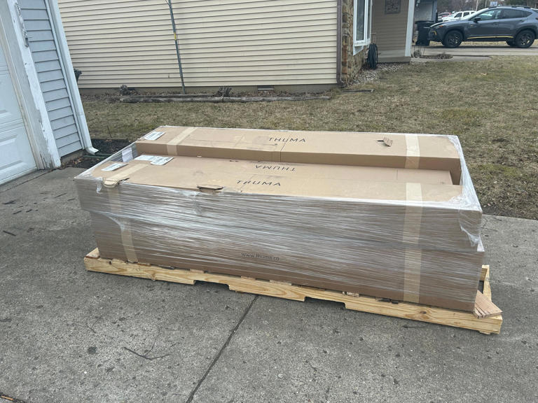 I tried Thuma's first easy-to-assemble upholstered bed. It looks sleek ...