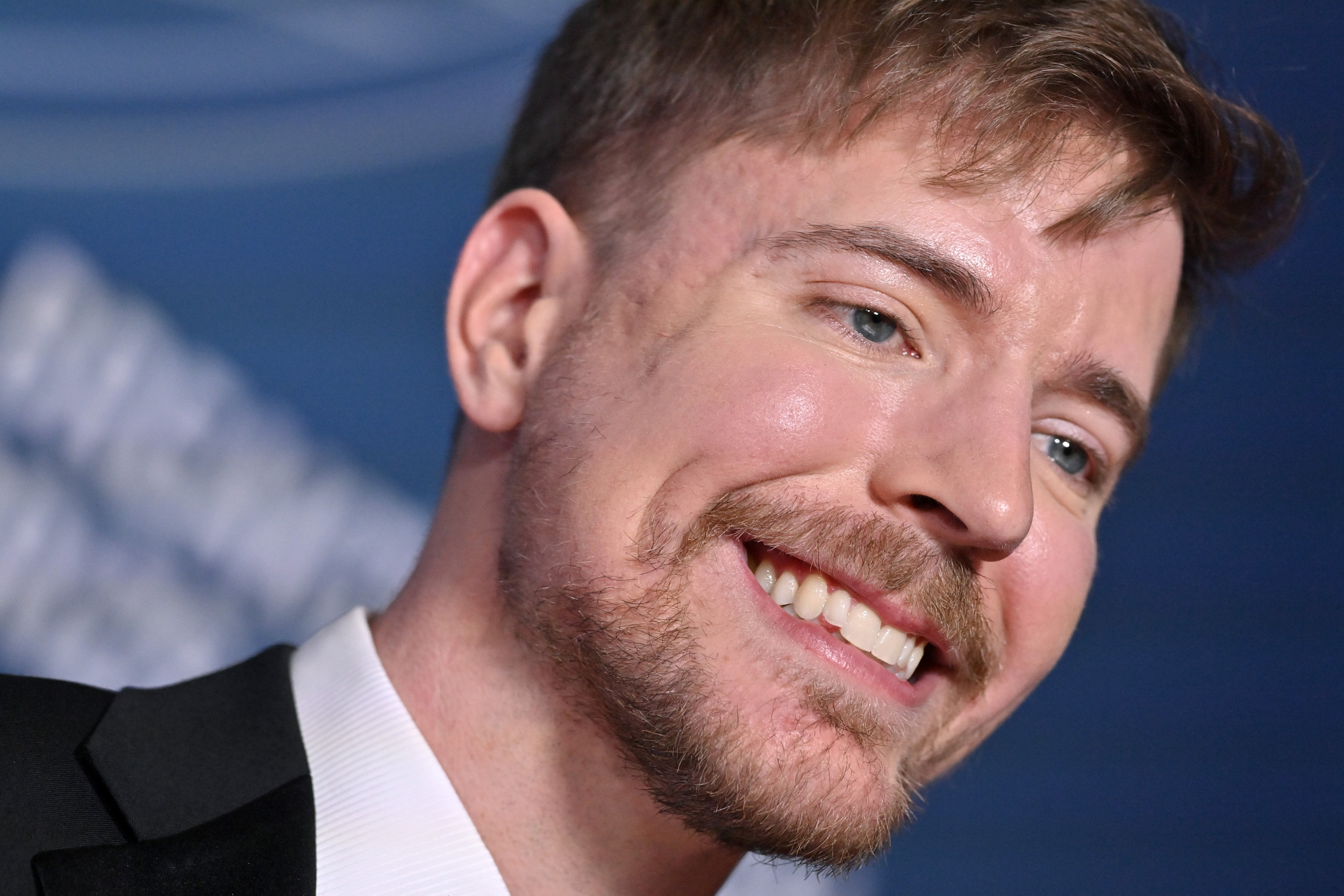 MrBeast Fan Event in Las Vegas Goes Disastrously Wrong