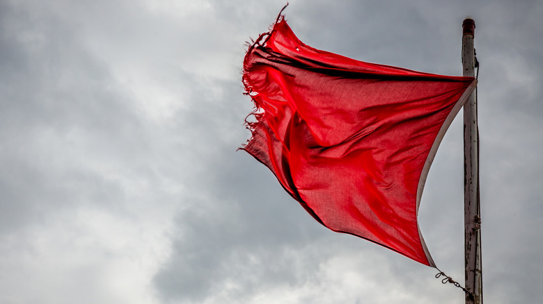 11 Red Flags You Should Look Out For When Drinking At A Cocktail Bar