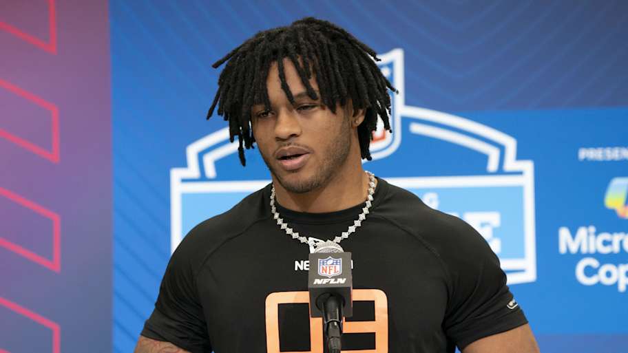 ESPN NFL analyst urges Chicago Bears to target running back in first ...