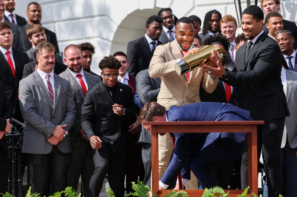 Embarrassing moment JD Vance drops trophy during White House presentation