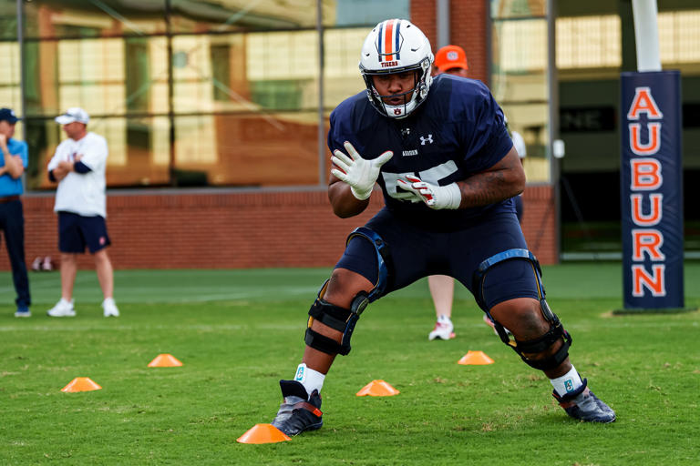 Auburn OL Bradyn Joiner plans to enter transfer portal