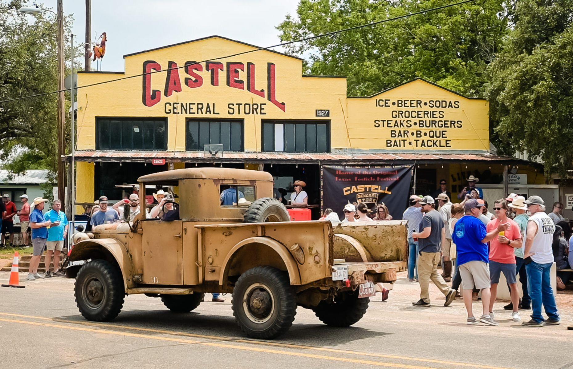 The Most Charming American General Stores For An Old-School Shopping ...