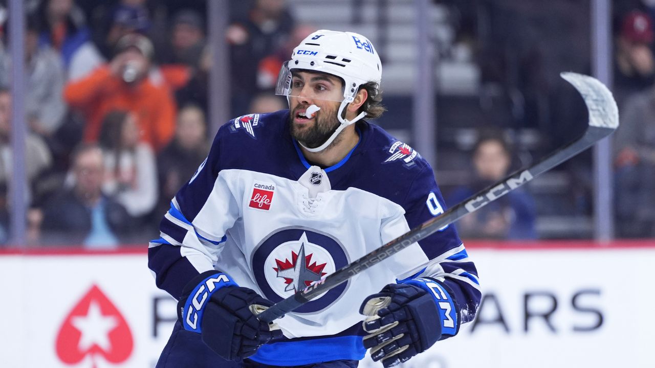 Jets sign forward Alex Iafallo to three-year contract extension