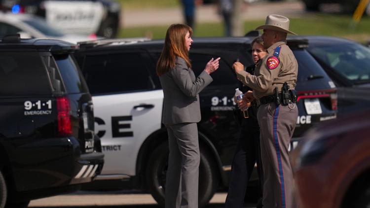 Dallas school shooting suspect faces 'aggravated assault mass shooting ...