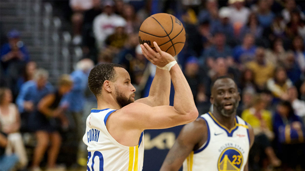 Steph hilariously had ‘nice' request for Draymond after 3-point miss