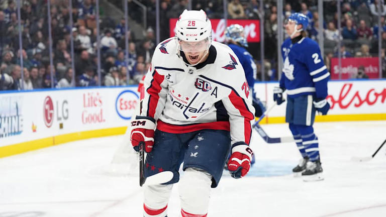 Capitals Sign Bottom-Six Forward to Contract Extension