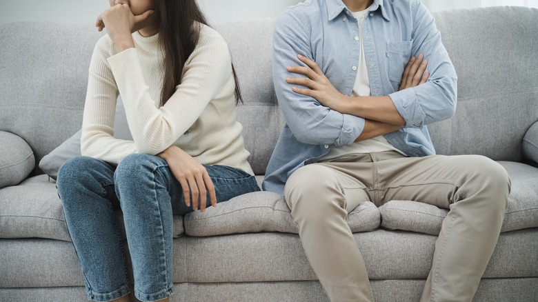Identifying Your Partner's Commitment Issues Is Hard (& Knowing When To Leave Is Harder)