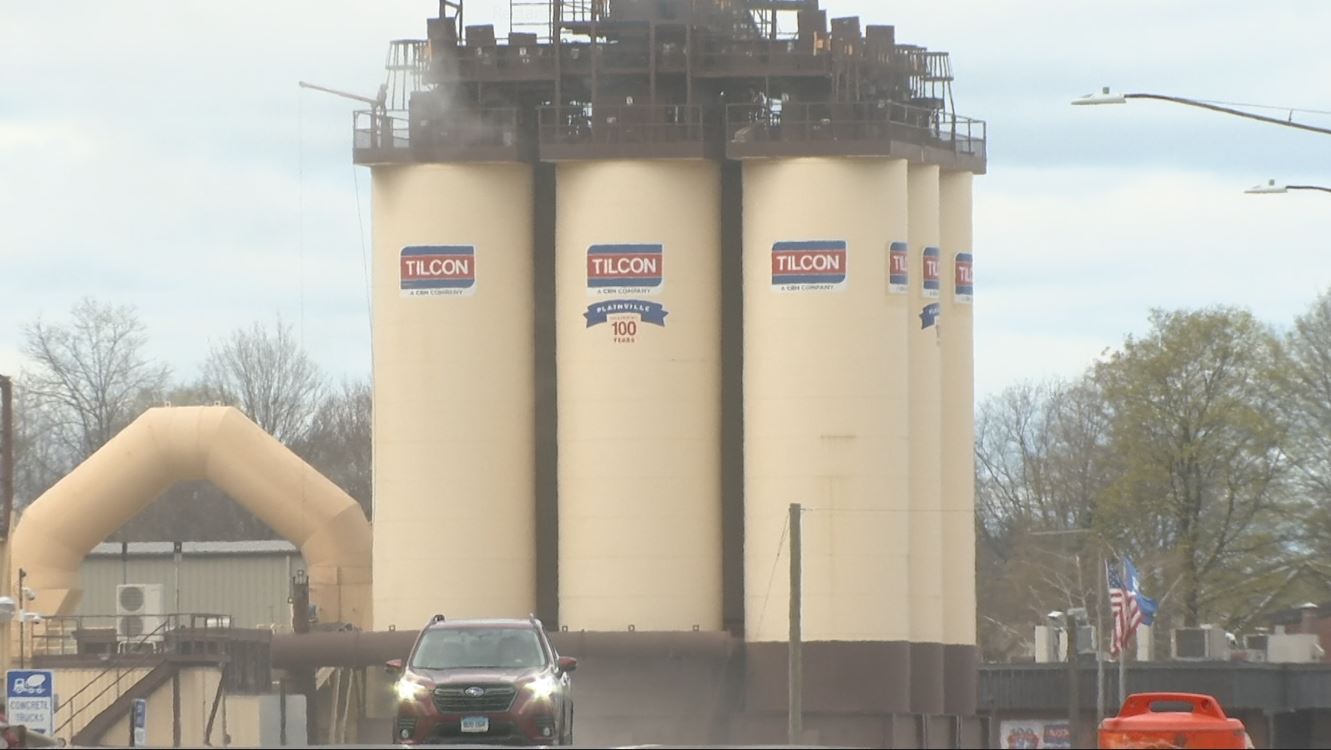 Plainville neighbors oppose Tilcon quarry expansion