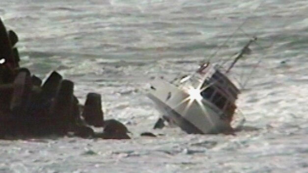 What can be done to improve safety at Narooma Bar, Australia's ...