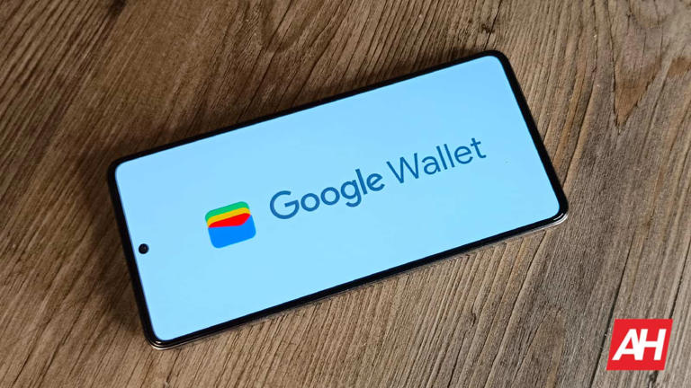 Google Wallet can now tell you if your train is on time