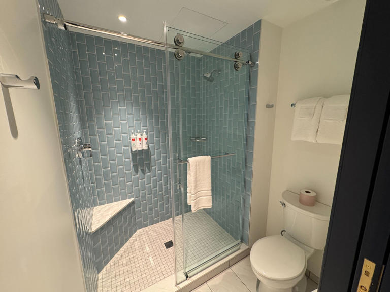 VIDEO: Tour a 2 Queen Beds Room with Park View of Epic Universe at ...