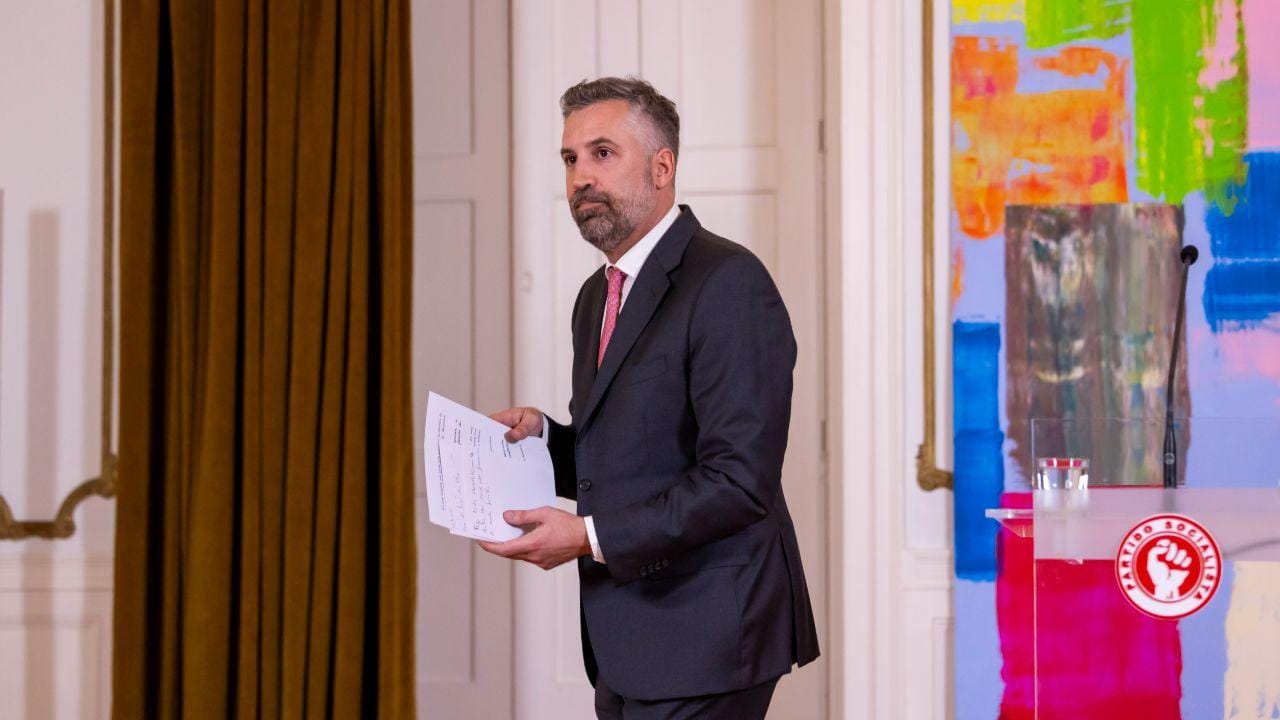 Pedro Nuno diz que, ao contrário de Montenegro, revelou tudo, até a ...