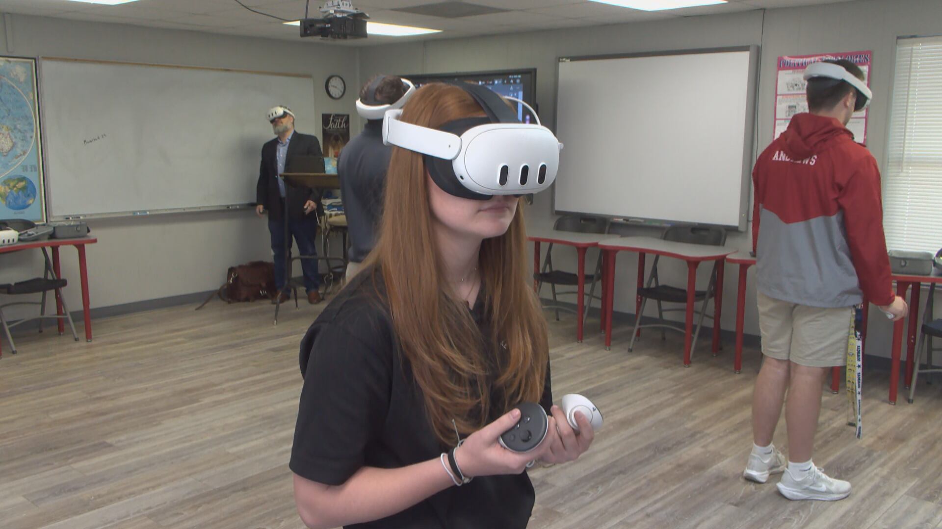 Students receive history lesson for the ages through virtual reality