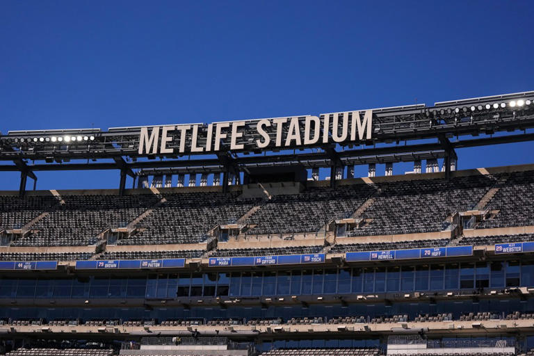 FIFA calling for volunteers for 2025 Club World Cup at MetLife Stadium