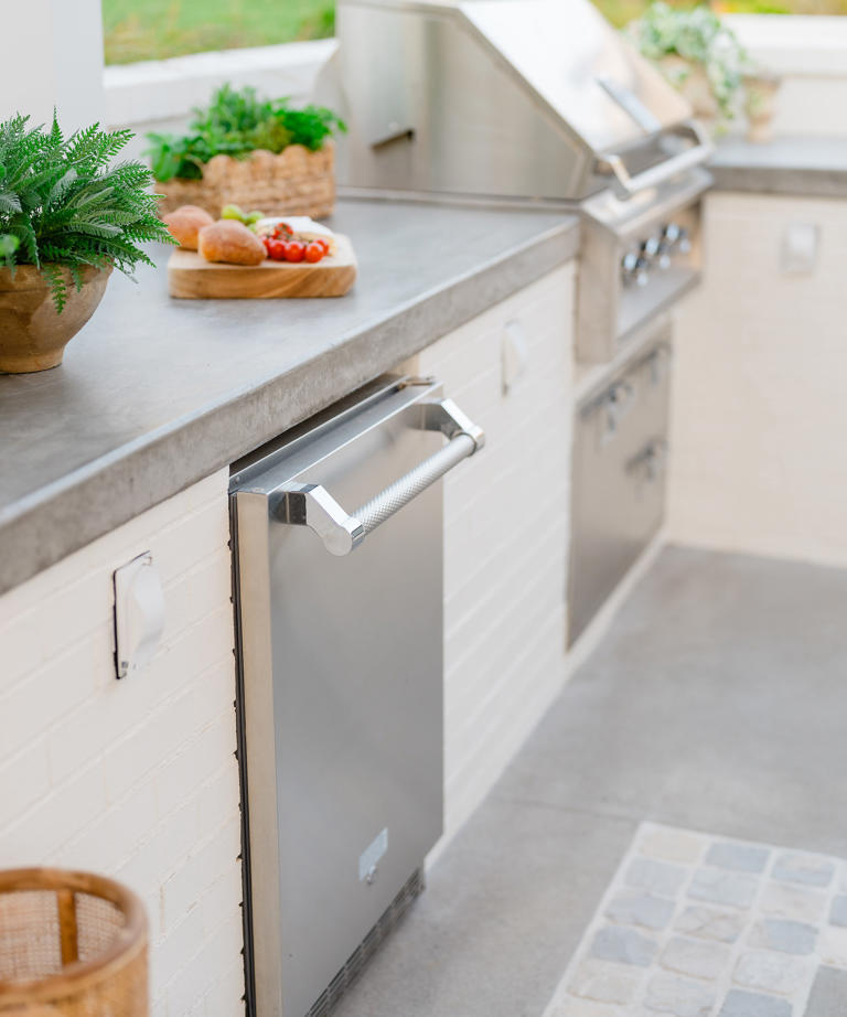 How can you make an outdoor kitchen feel more luxurious? Designer tips on making this ...
