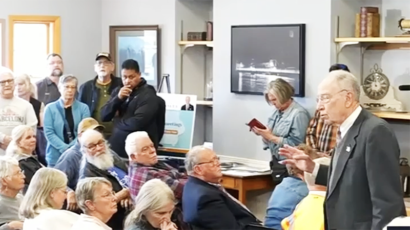 Republicans might 'exert collective power' on Trump under one condition ...