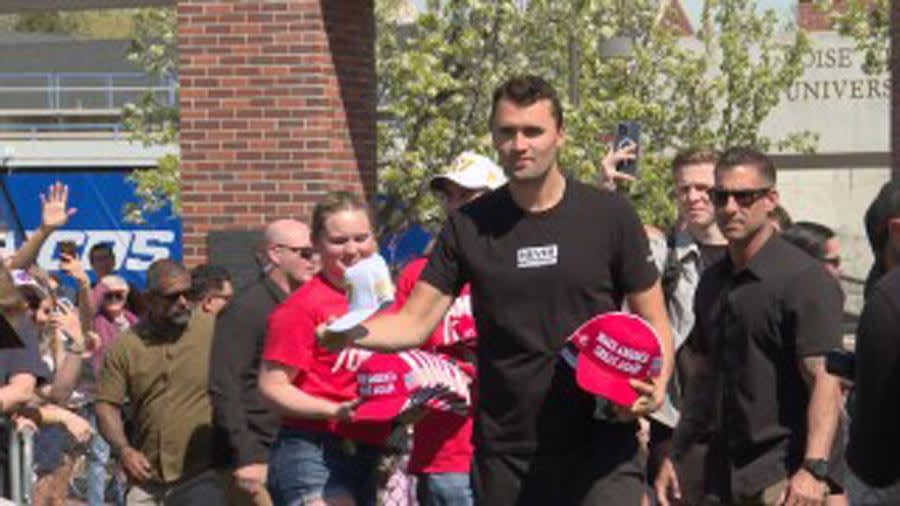Conservative talk show host Charlie Kirk attracts sizeable crowd at ...